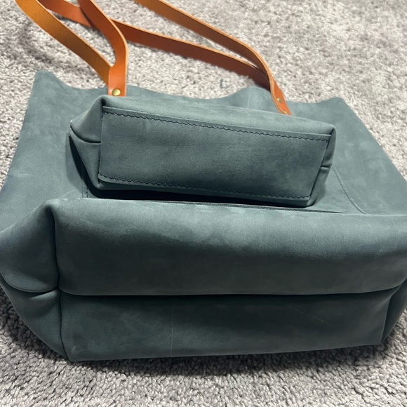 Portland Leather | Bags | Portland Leather Group Medium Tote And ...